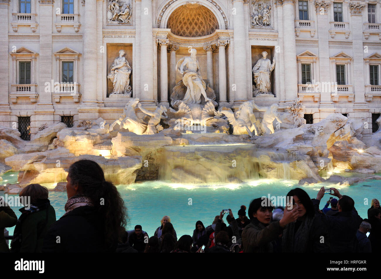 ROME, ITALY - MARCH 14, 2016: Crowd of tourists visiting and posing in ...