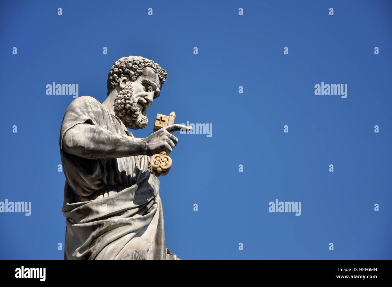 Statue of Saint Peter holding a key. Vatican city Stock Photo - Alamy