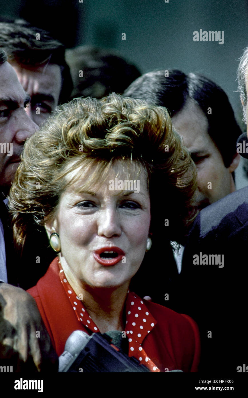 Secretary of Transportion Elizabeth Dole and her husband Senator Robert ...