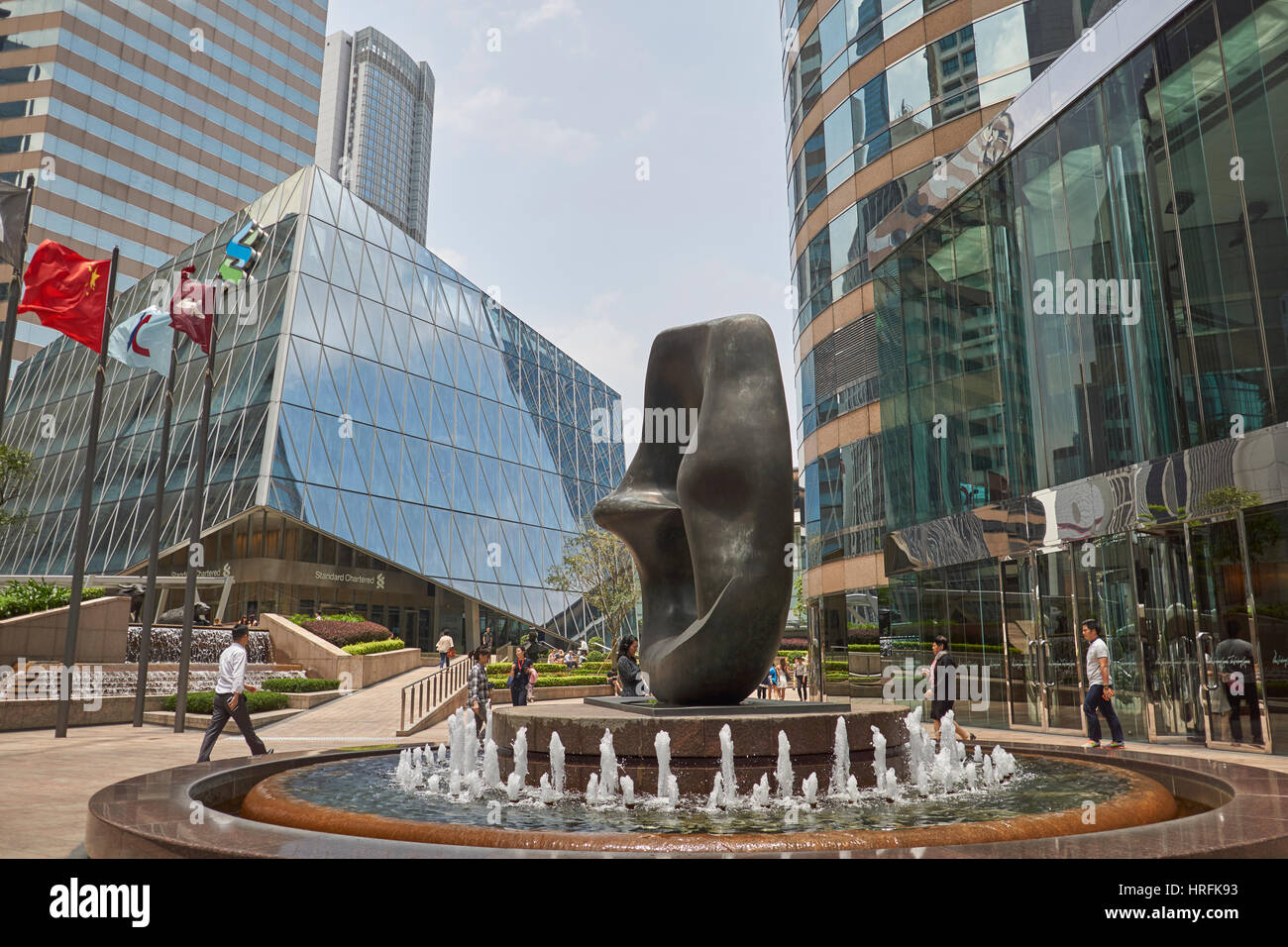 Oval with points sculpture hi-res stock photography and images - Alamy