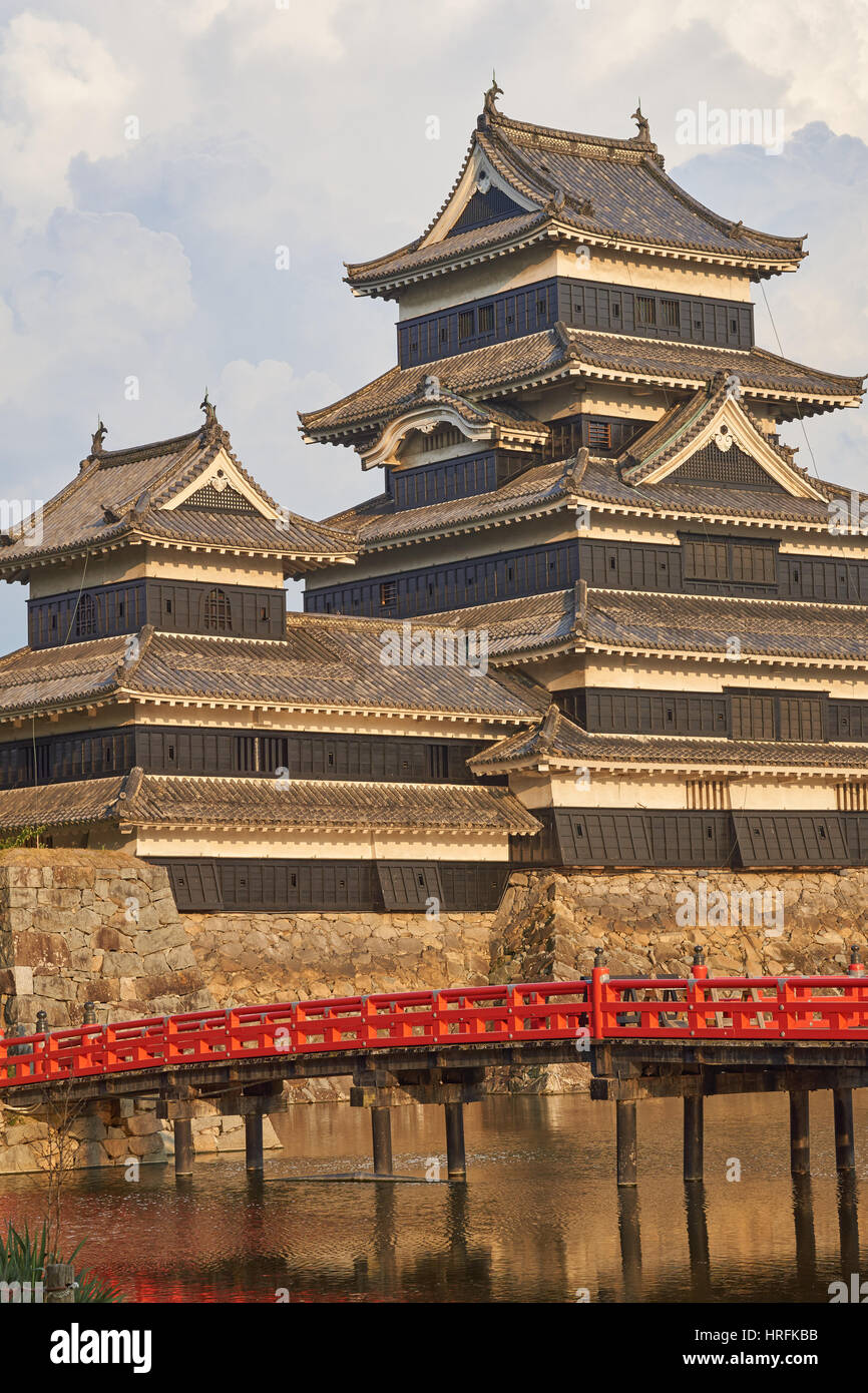 Matsumoto Samurai Castle, view across the moat - Matsumoto Castle is a ...