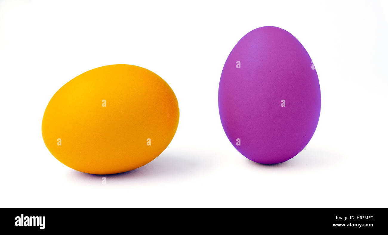 Purple dyed chicken egg hi-res stock photography and images - Alamy