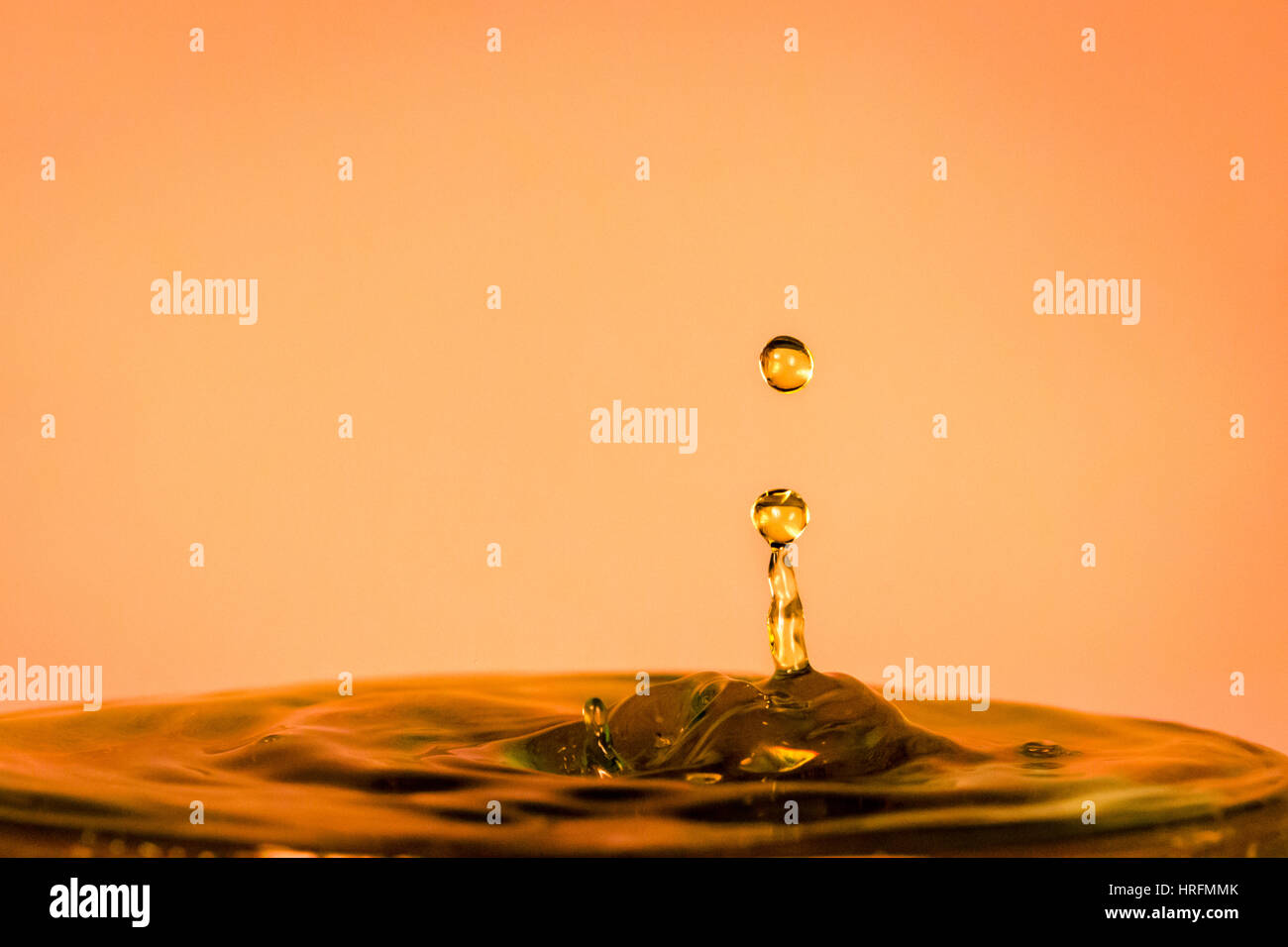 Multiple water drop hi-res stock photography and images - Alamy