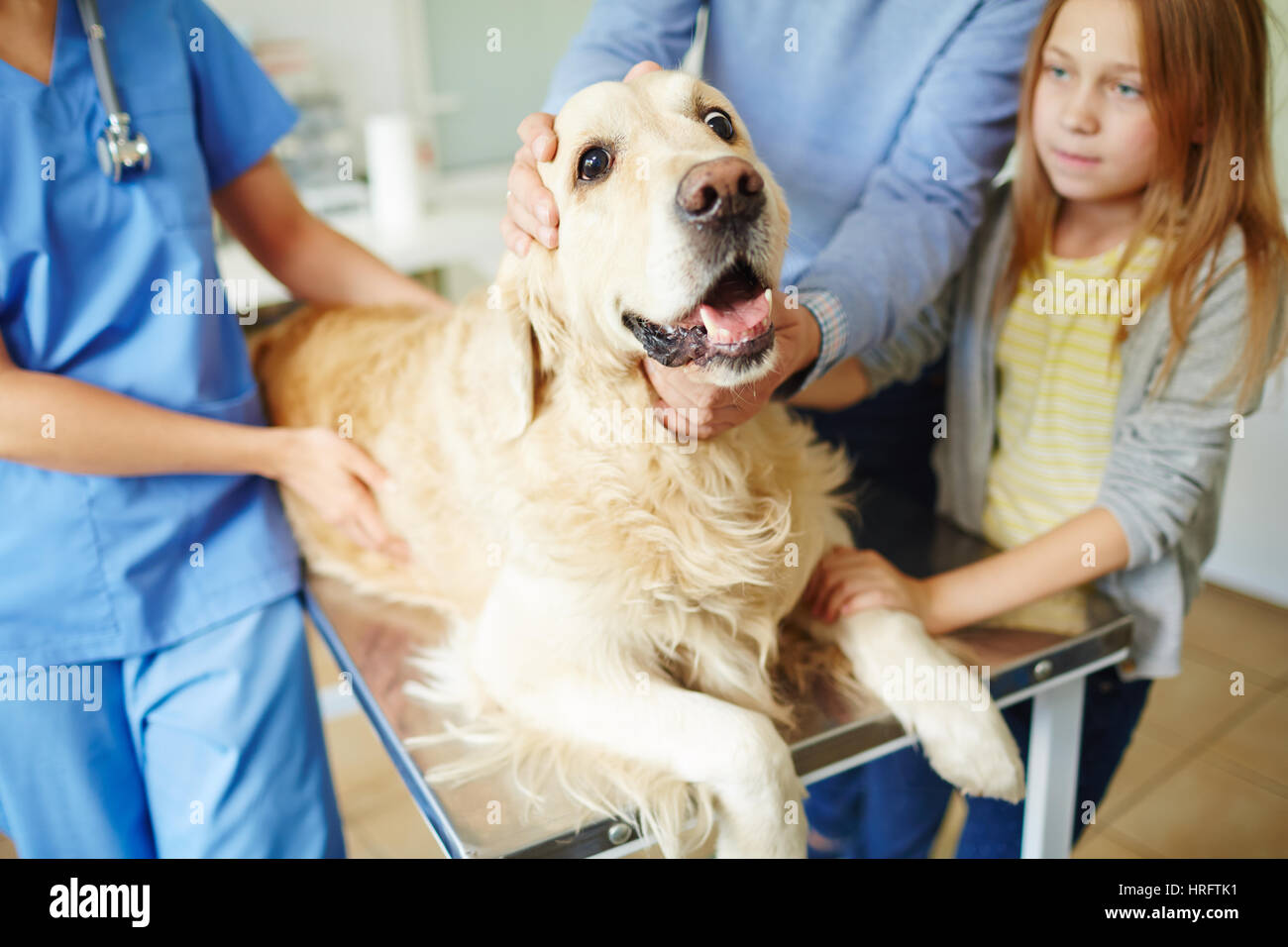 Man opening with teeth hi-res stock photography and images - Alamy