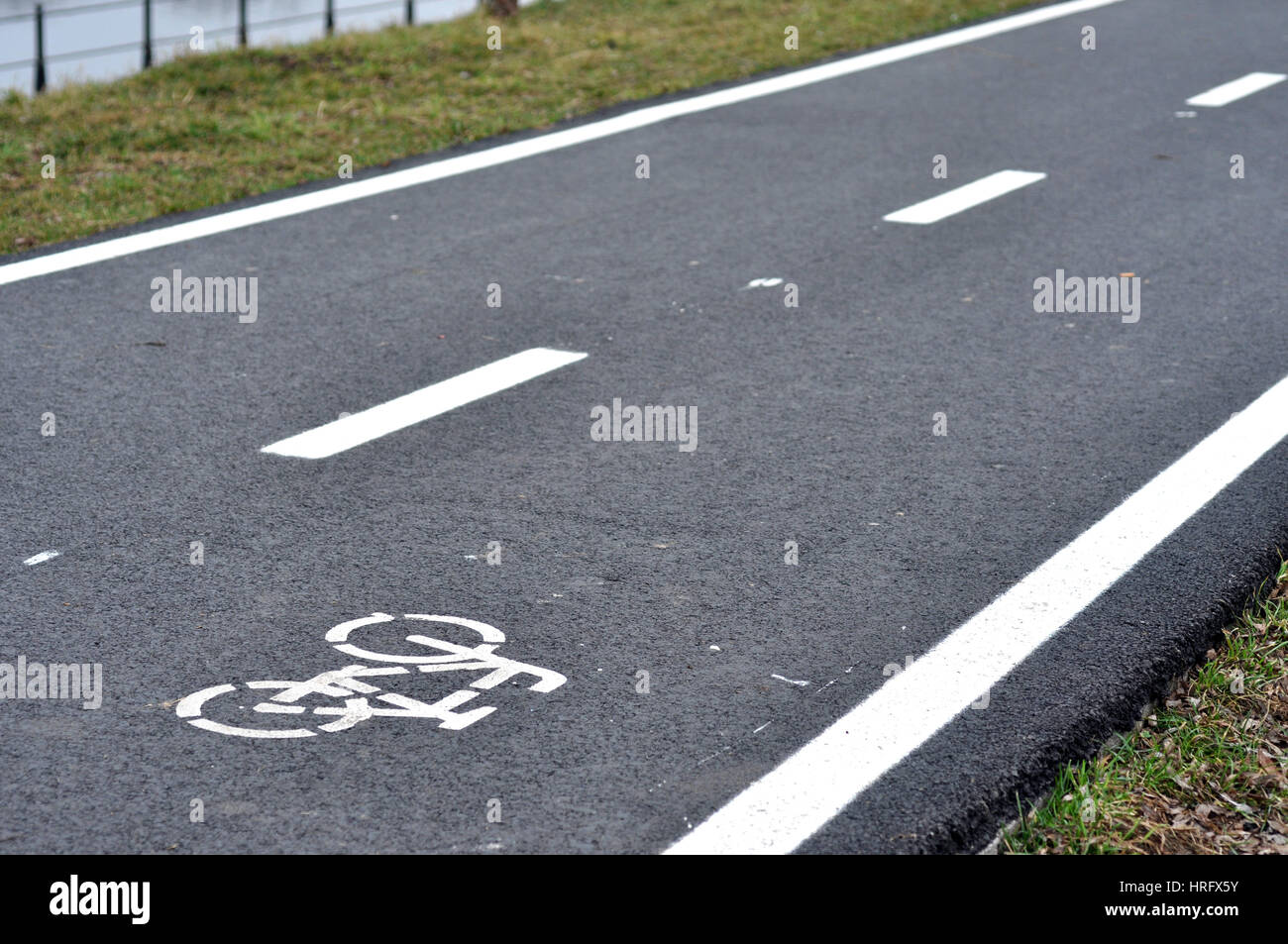 Bicycle road sign, bike lane Stock Photo - Alamy