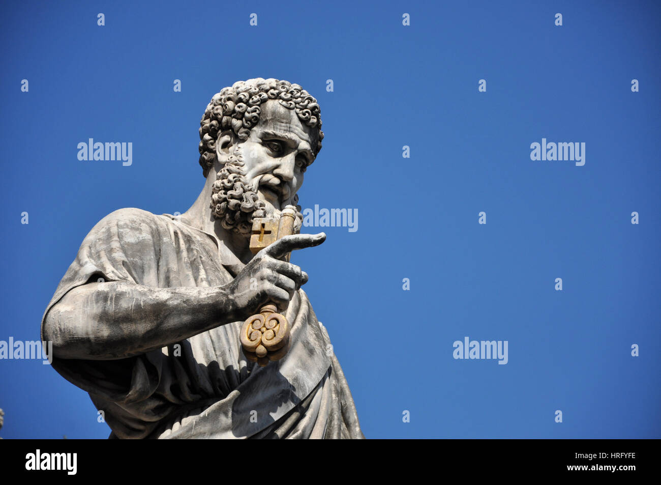 Statue of Saint Peter holding a key. Vatican city Stock Photo - Alamy