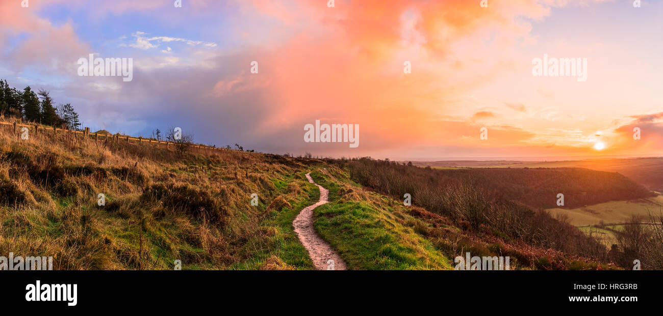 Yorkshire Countryside walk at Sunset Stock Photo - Alamy