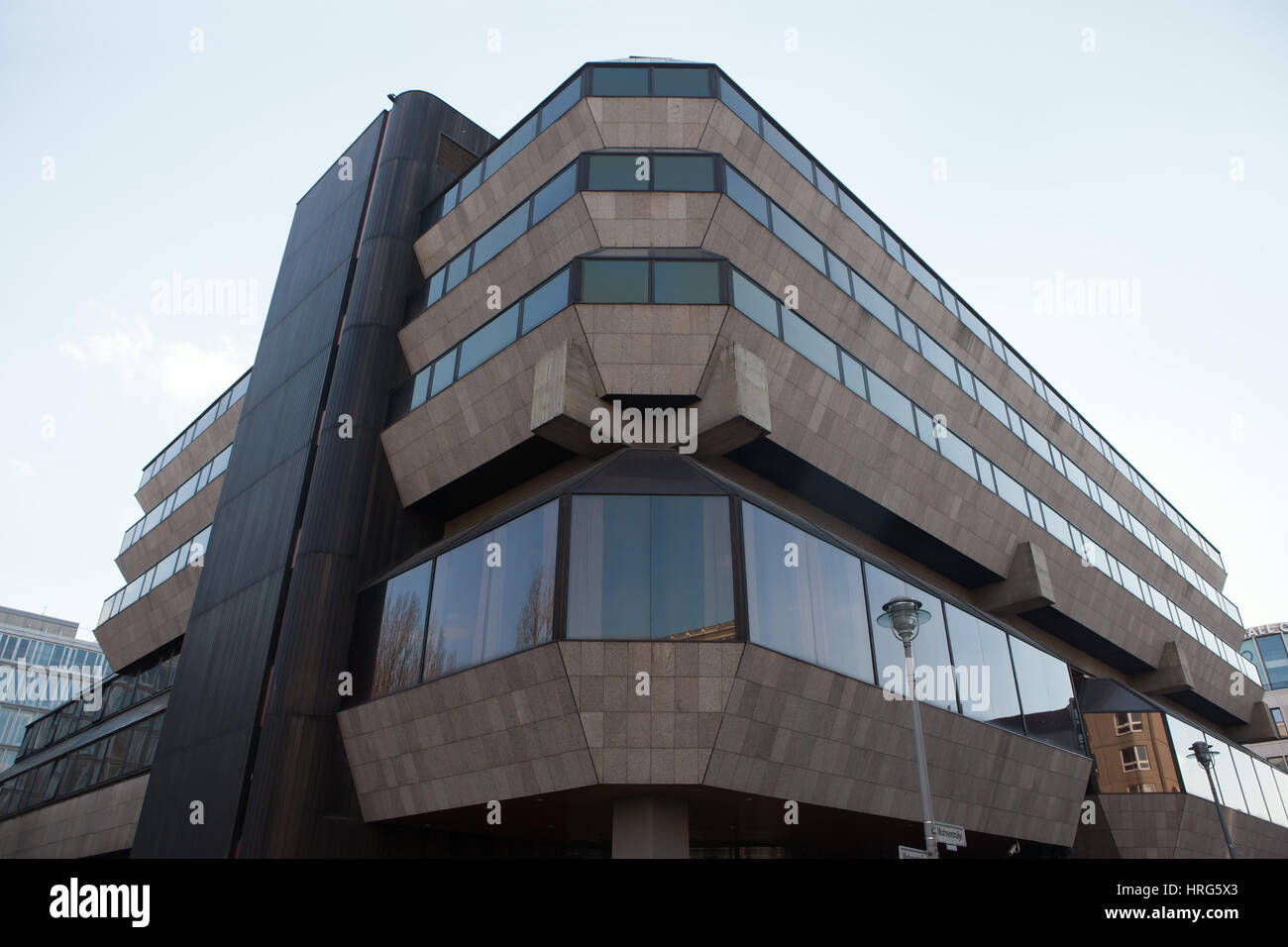 Embassy of Czechoslovakia designed by Czech architects Věra Machoninová ...