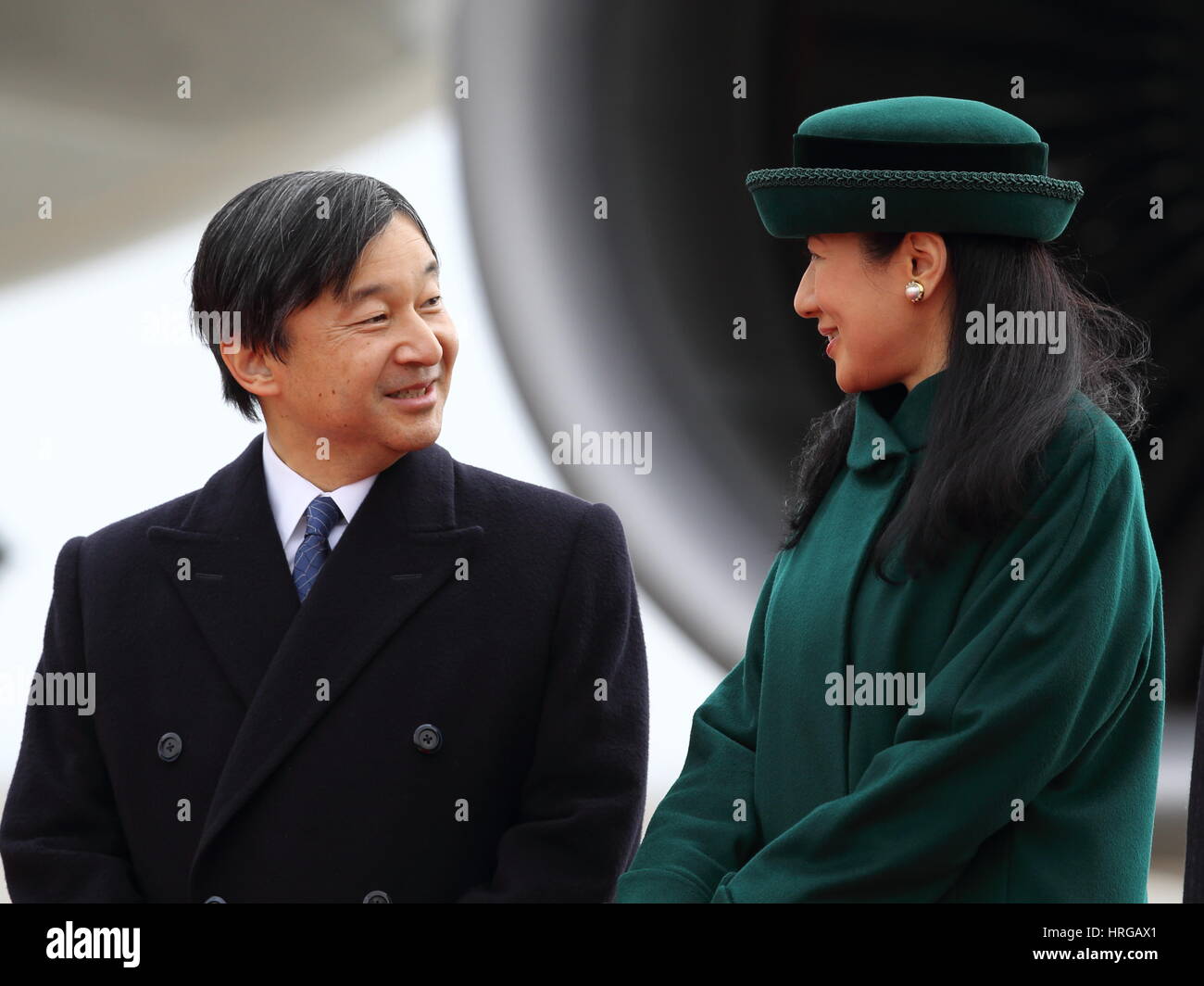 Crown Prince Naruhito and Crown Princess Masako send off Japanese ...