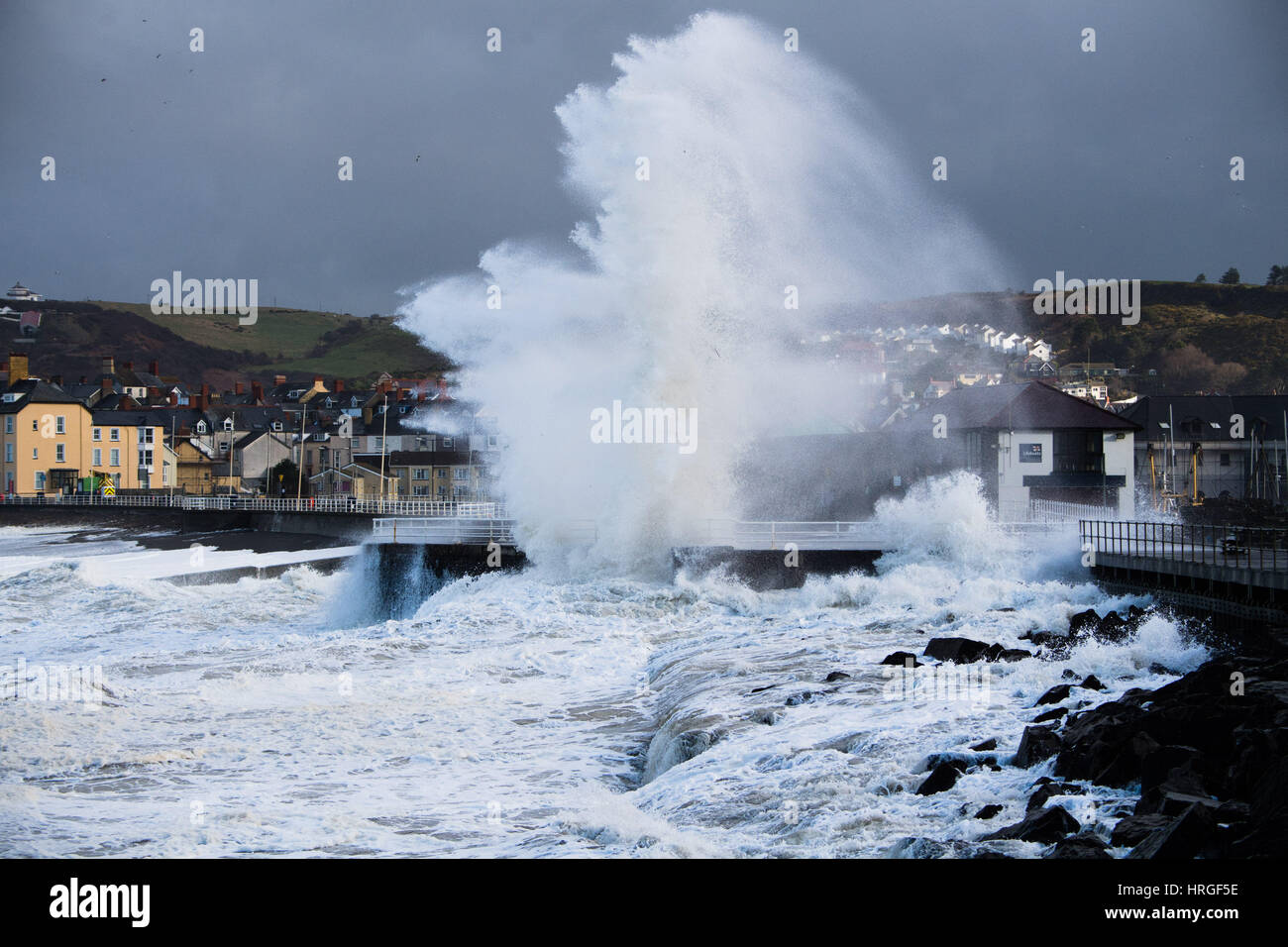 Aberystwyth, Wales, UK. 2nd March 2017. UK Weather: After a night of ...