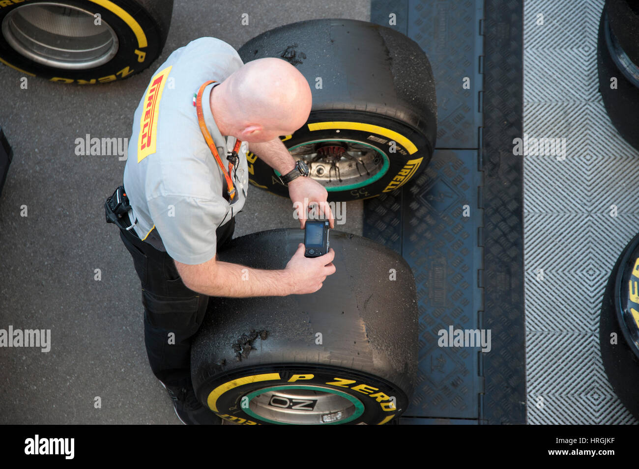 Mercedes amg f1 mechanic hi-res stock photography and images - Alamy