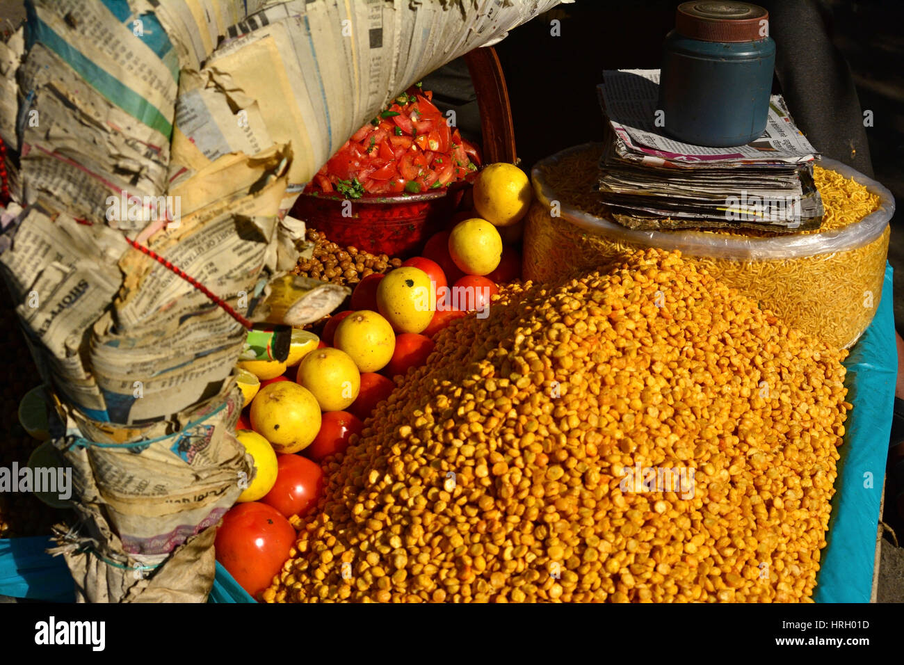 Indian chat food hi-res stock photography and images - Alamy