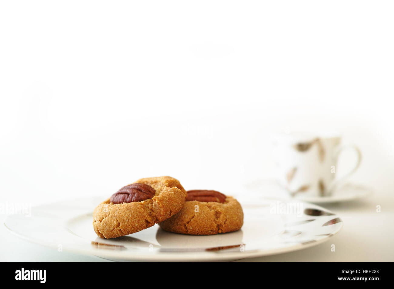 Elegant plate hi-res stock photography and images - Alamy