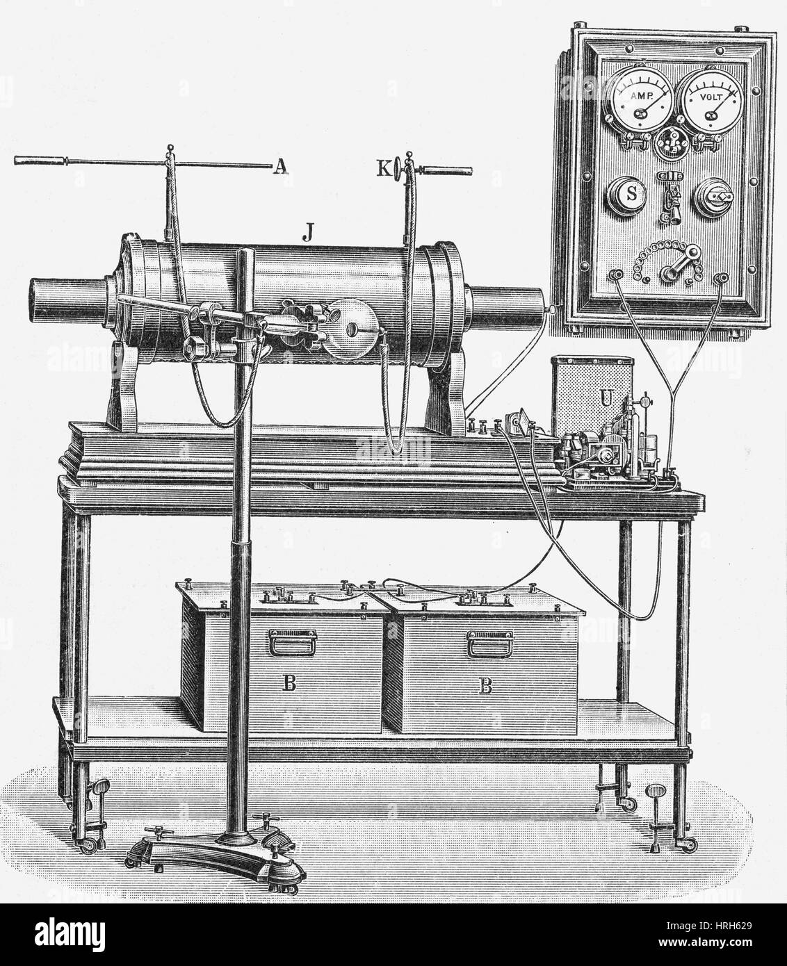 X ray machine Black and White Stock Photos & Images - Alamy