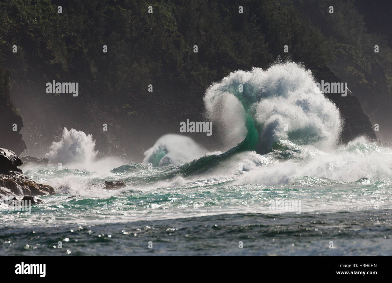 Ke'e Beach, Super Wave, Kauai, Hawaii Stock Photo - Alamy