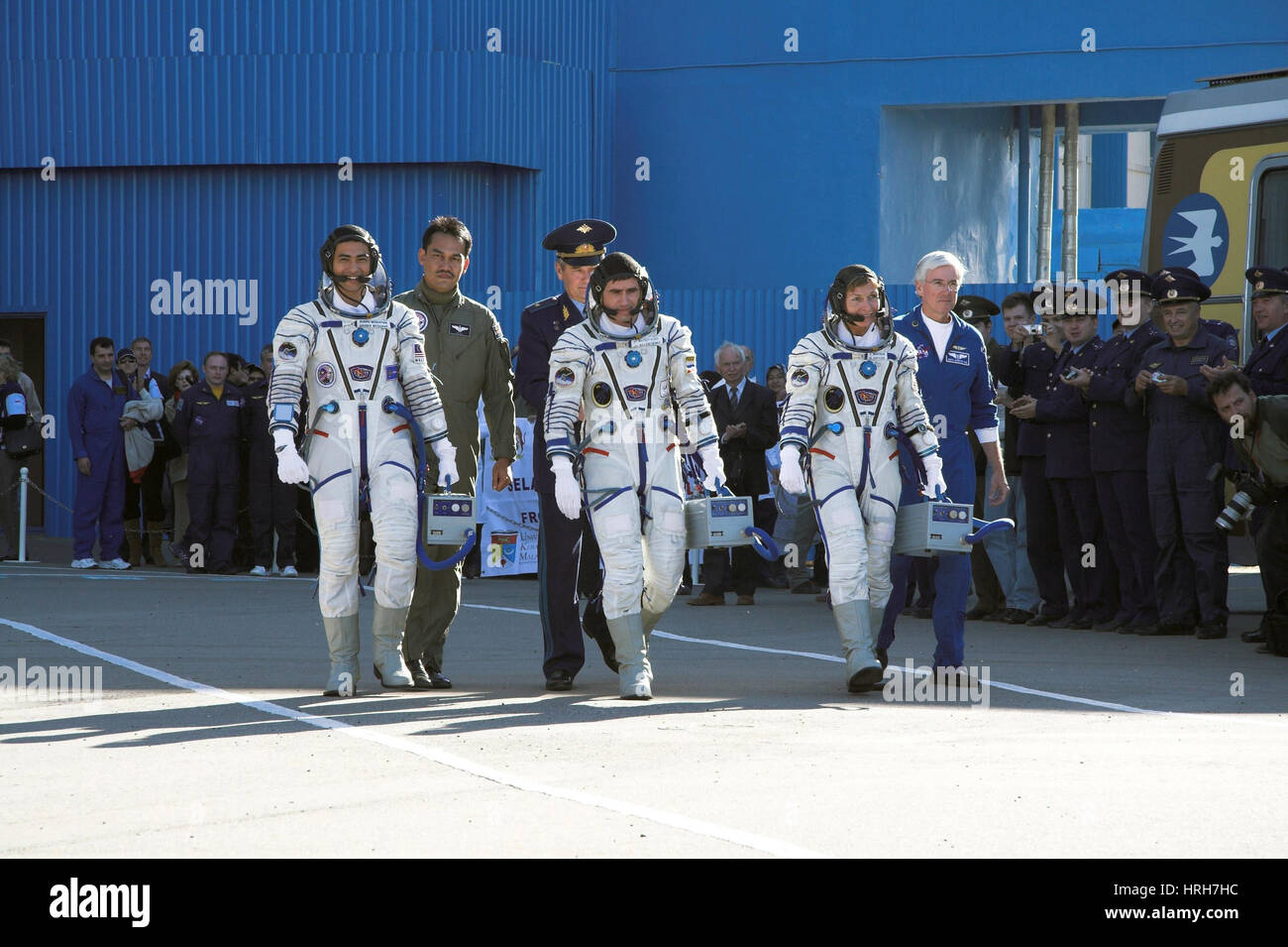 Expedition 16 High Resolution Stock Photography and Images - Alamy