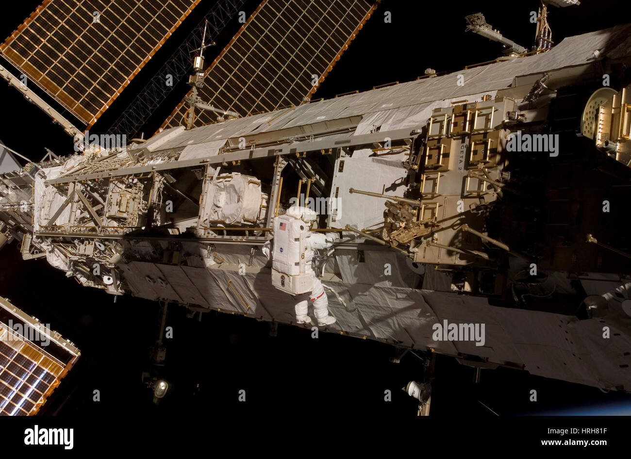 International space station maintenance hi-res stock photography and ...