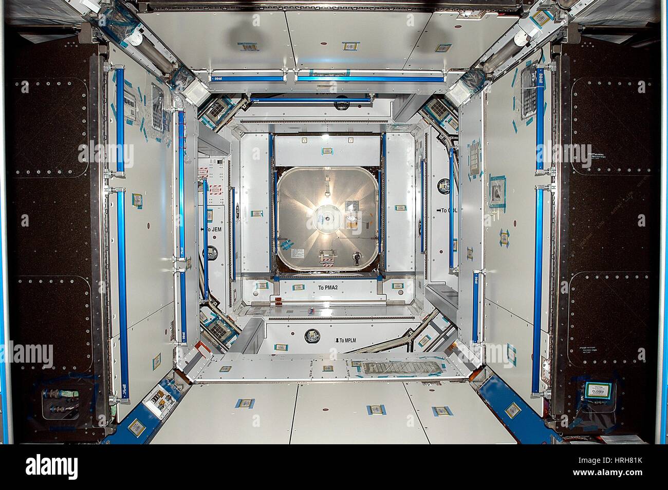 Centrifuge accommodation module hi-res stock photography and images - Alamy