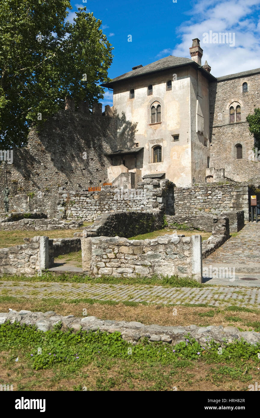 Castello Visconteo, Locarno, Tessin, Schweiz - castle, Locarno, Tessin ...