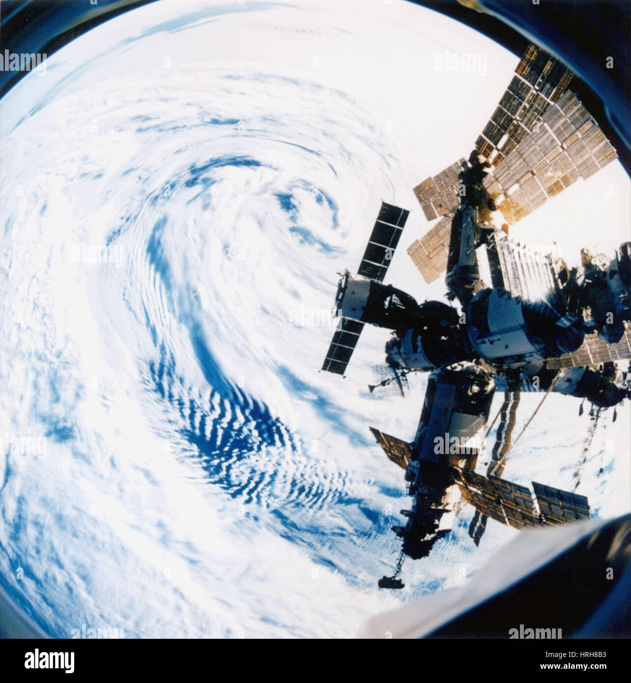 STS-79, Space Shuttle and MIR Docking Stock Photo - Alamy