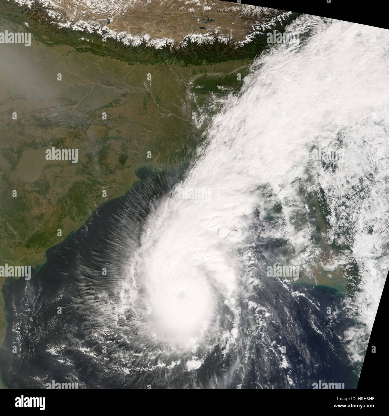 Cyclone satellite image hi-res stock photography and images - Alamy