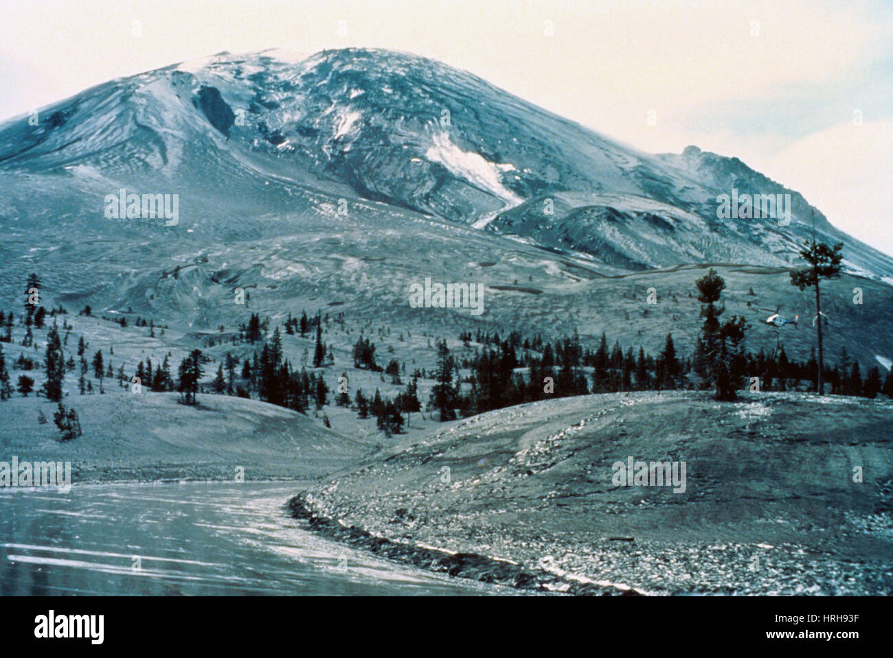Eruption mt st helens hi-res stock photography and images - Alamy