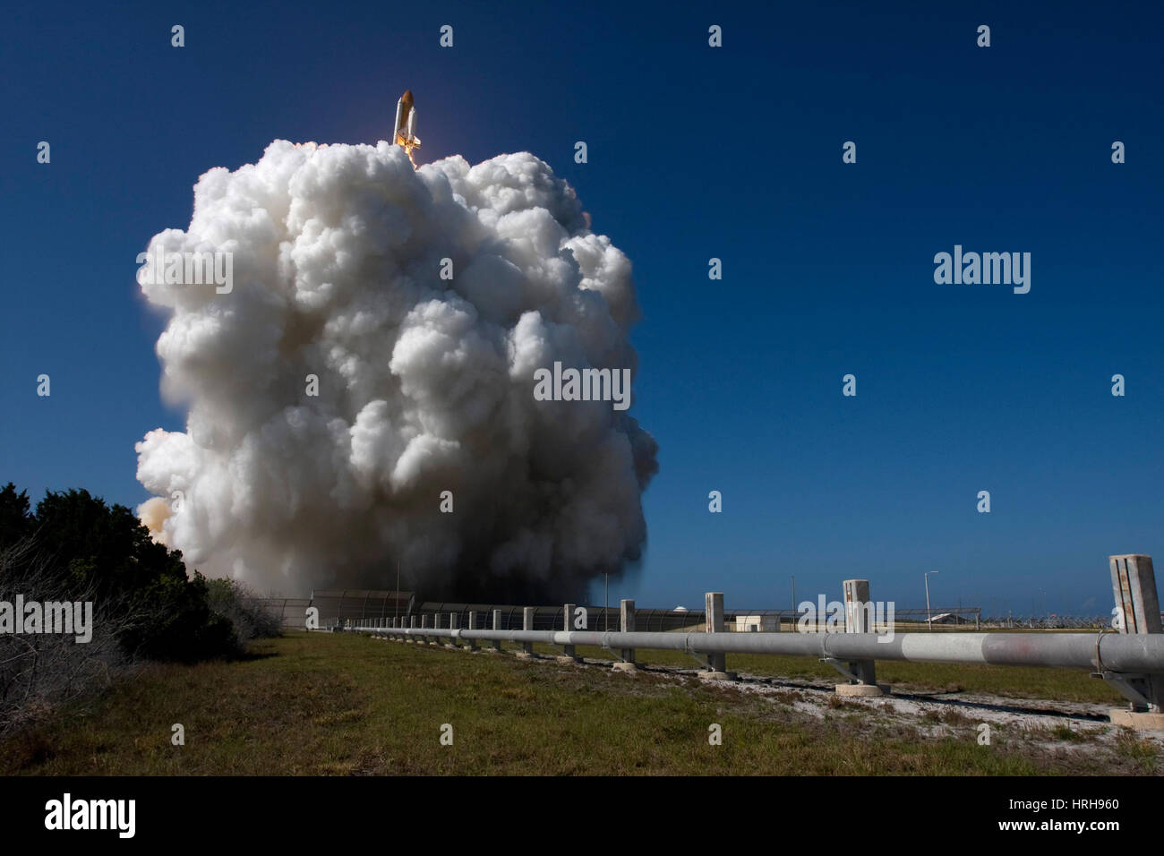 Discovery Takes Off Stock Photo - Alamy
