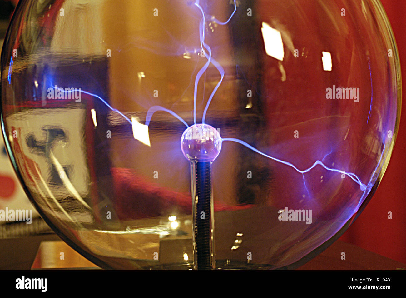 Plasma gas hi-res stock photography and images - Alamy