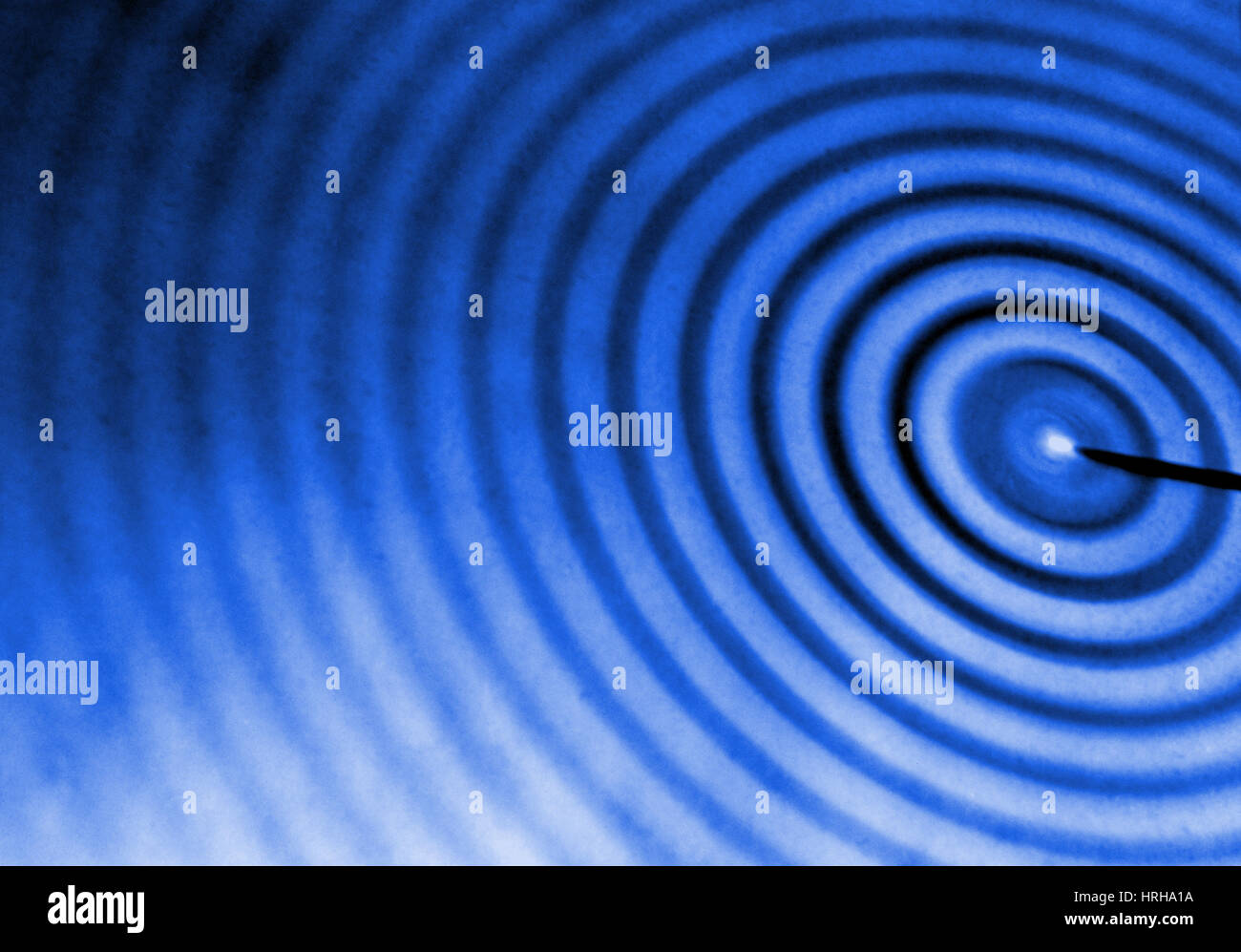 Intersecting ripples hi-res stock photography and images - Alamy