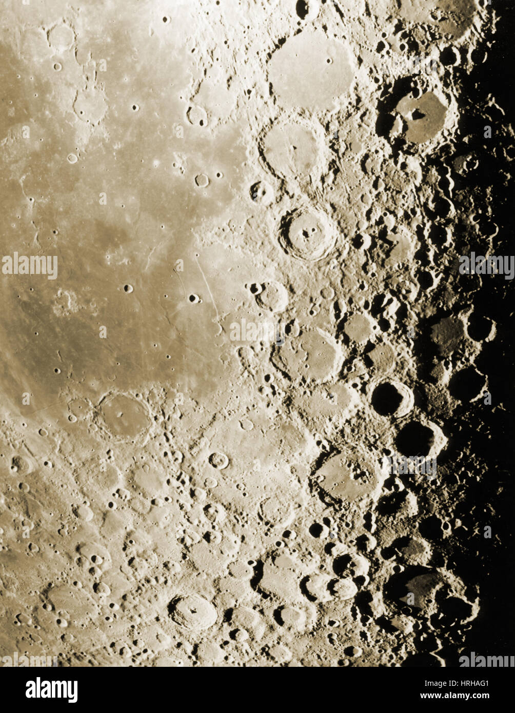 Crater ptolemaeus hi-res stock photography and images - Alamy
