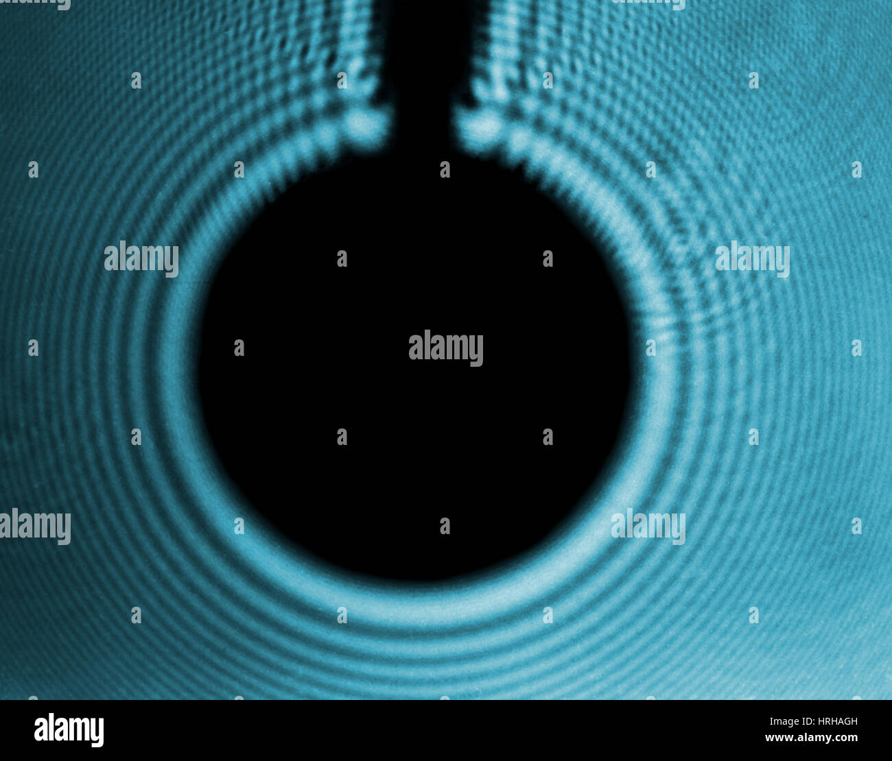 Pinhole diffraction hi-res stock photography and images - Alamy