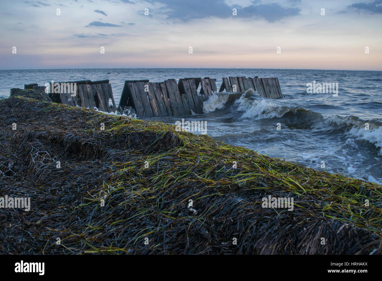 Tumbling waves hi-res stock photography and images - Alamy