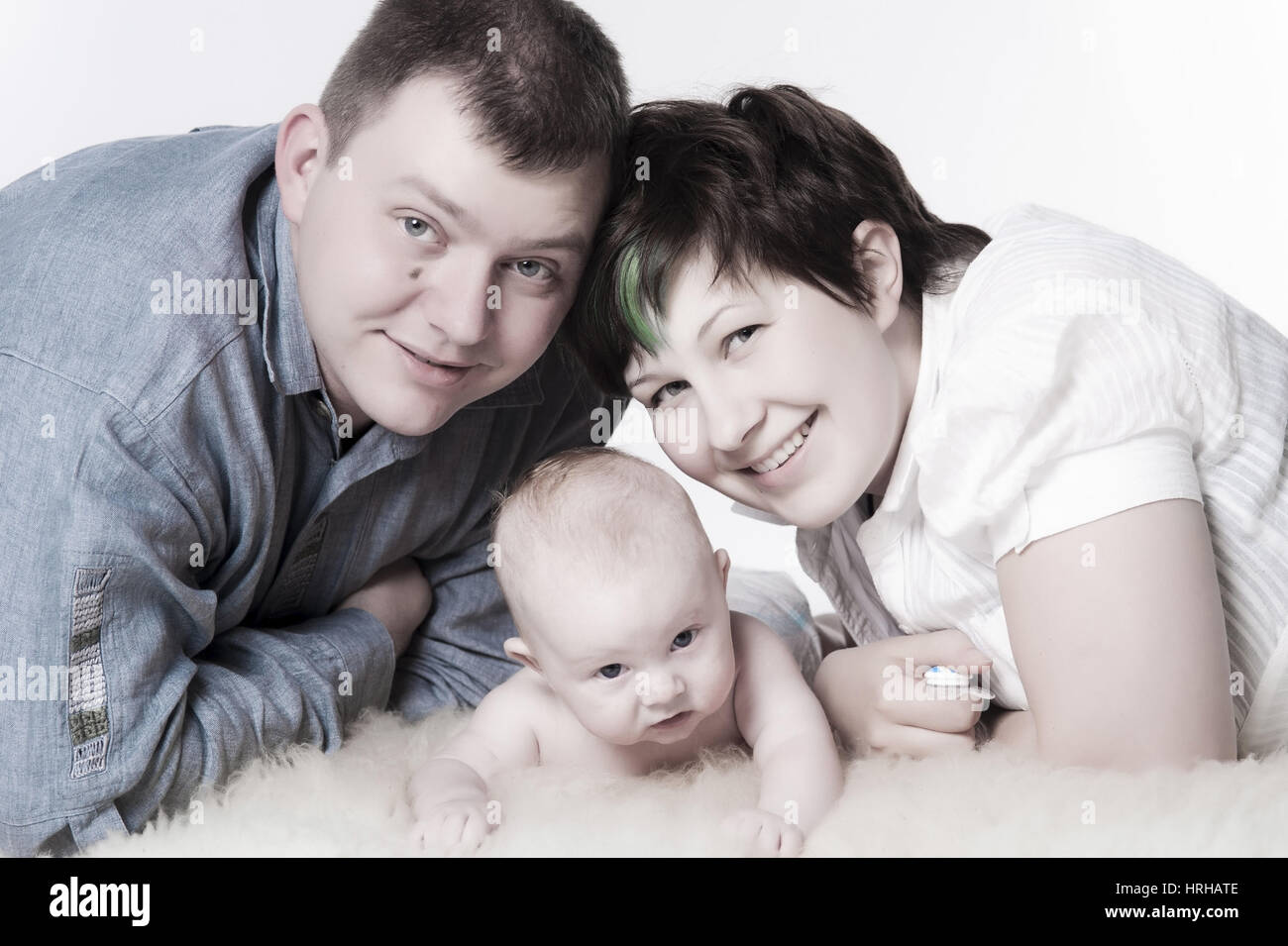 Model released, Eltern mit Baby - parents with baby Stock Photo - Alamy