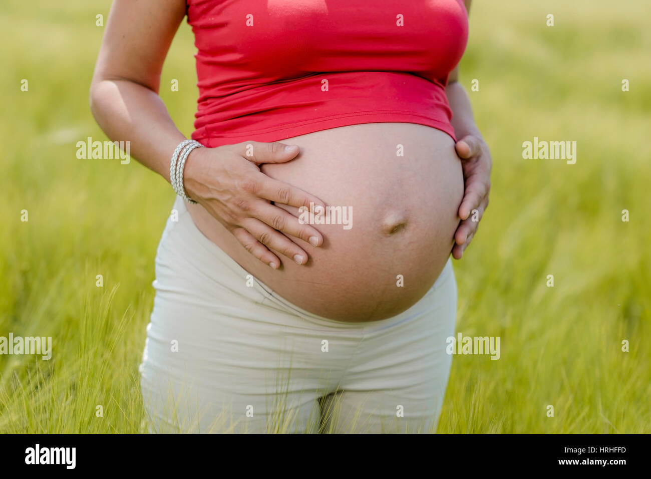 Hochschwanger hi-res stock photography and images - Alamy