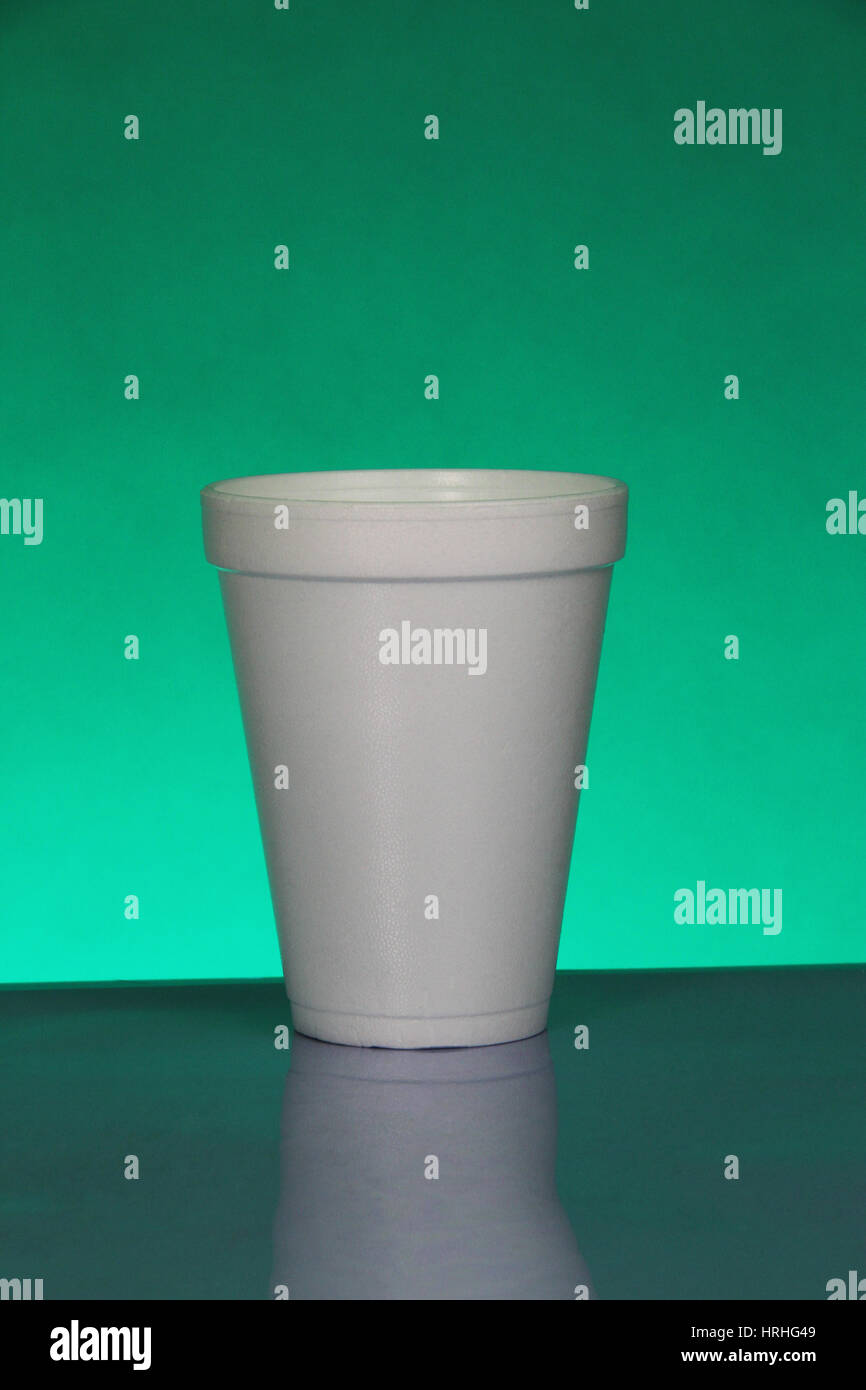 Polystyrene drinking cup hi-res stock photography and images - Alamy