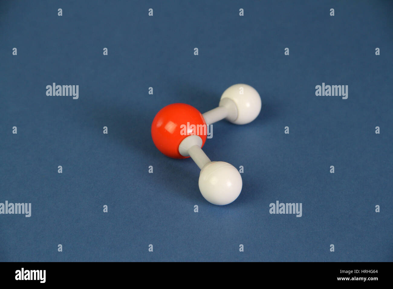 H2o molecule model hi-res stock photography and images - Alamy