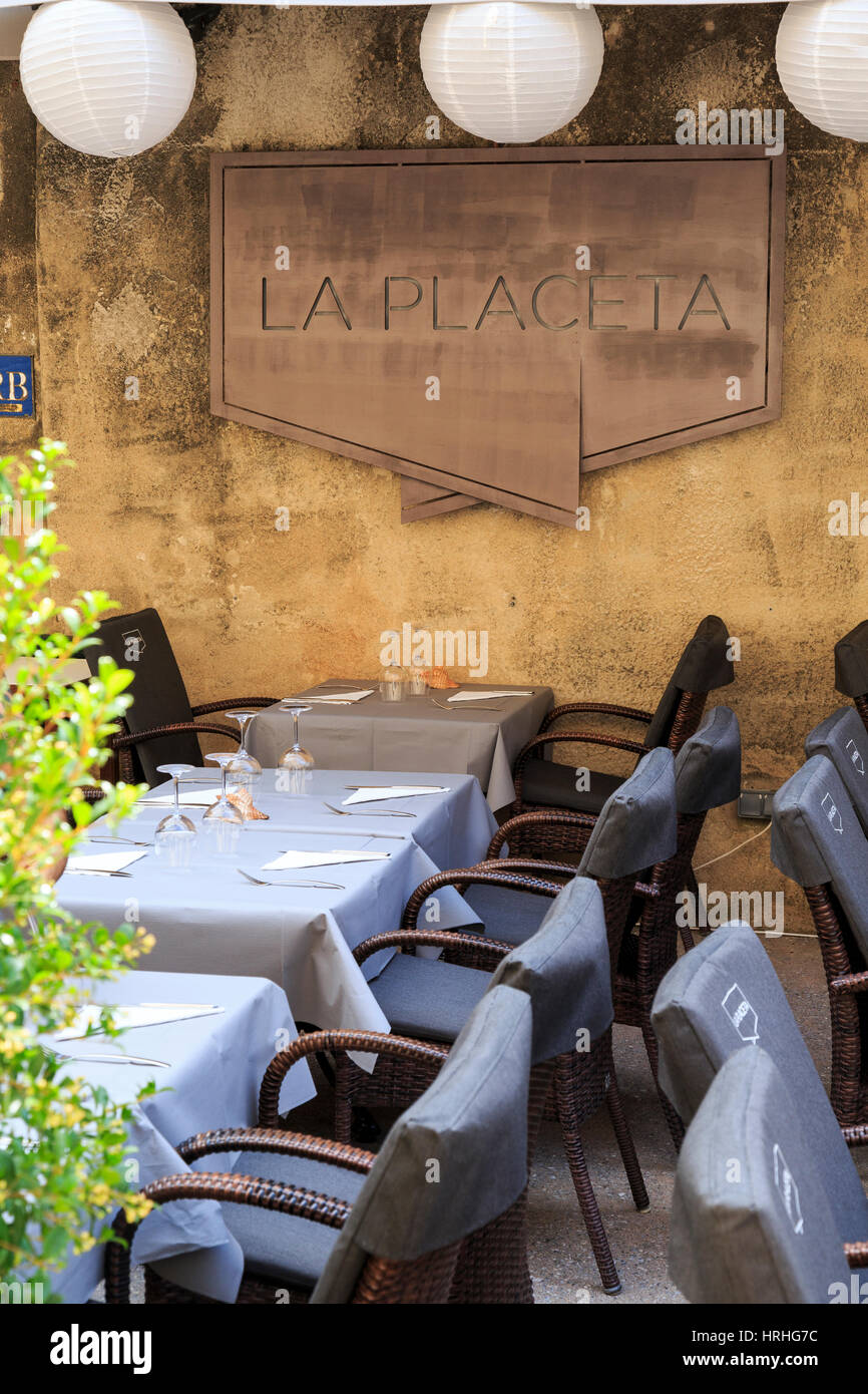 Lunchtime Restaurant table, Tossa de Mar, Costa Brava, Spain Stock ...