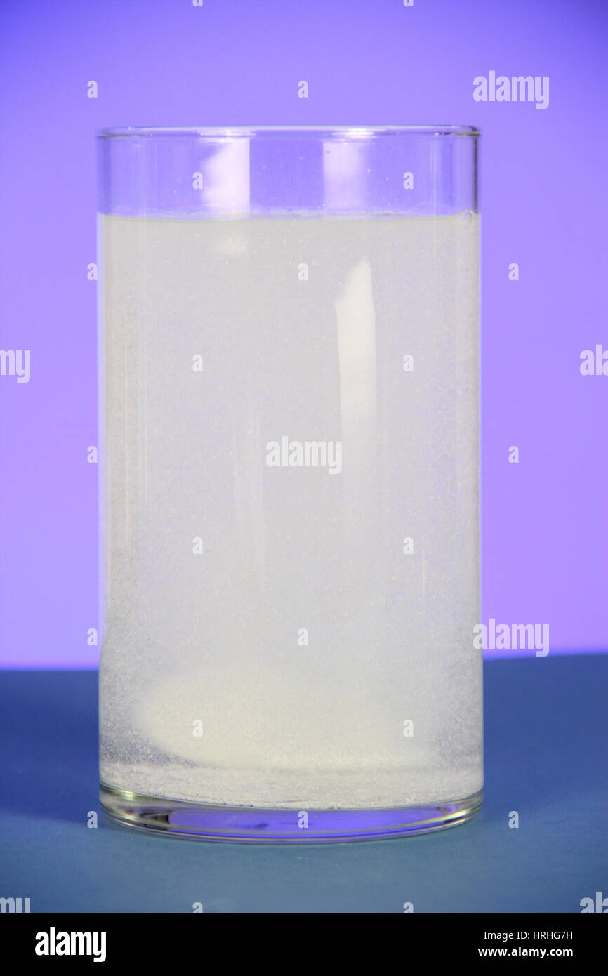 Alka-Seltzer dissolving in water Stock Photo - Alamy