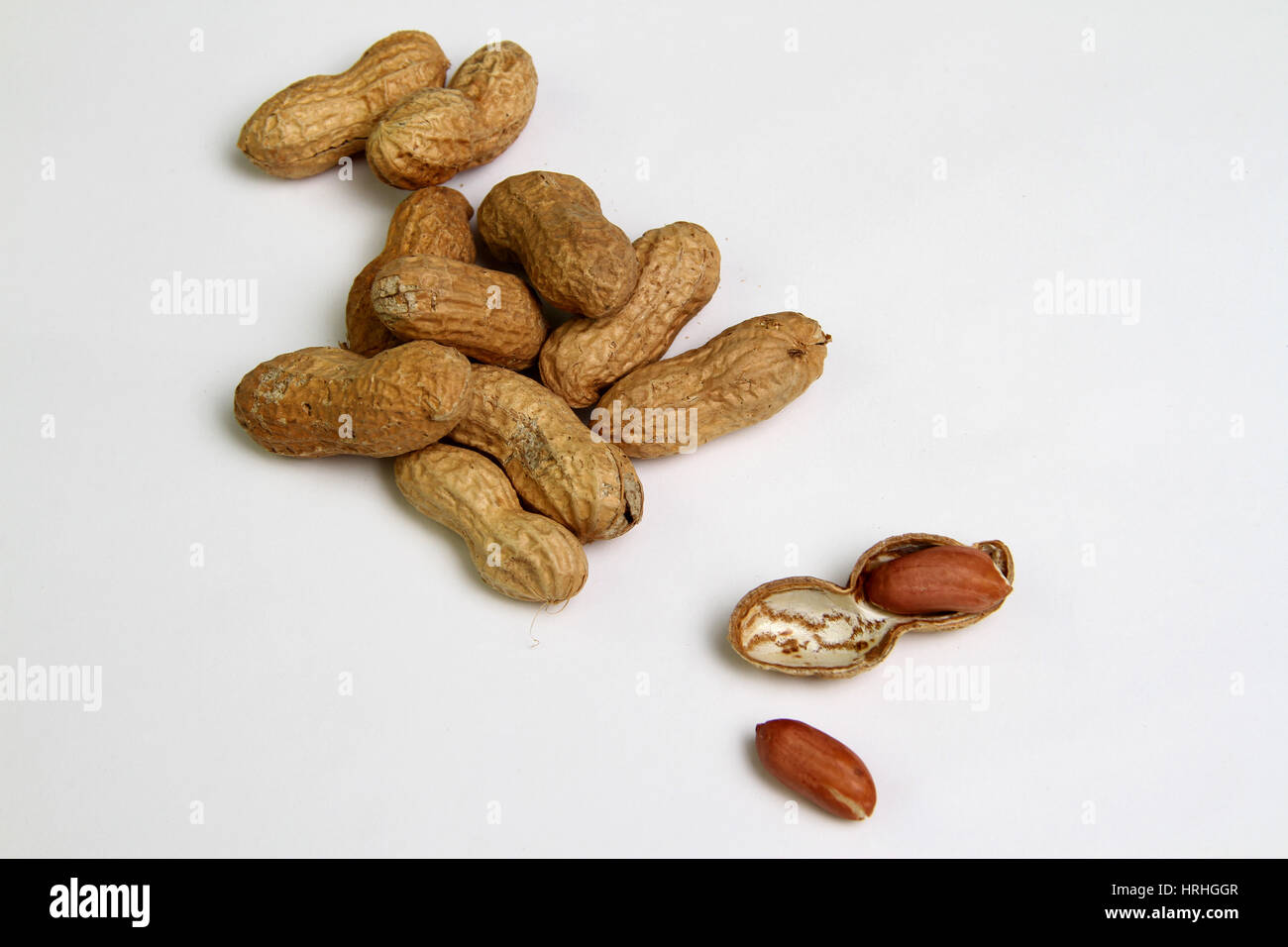 Peanuts e hi-res stock photography and images - Alamy