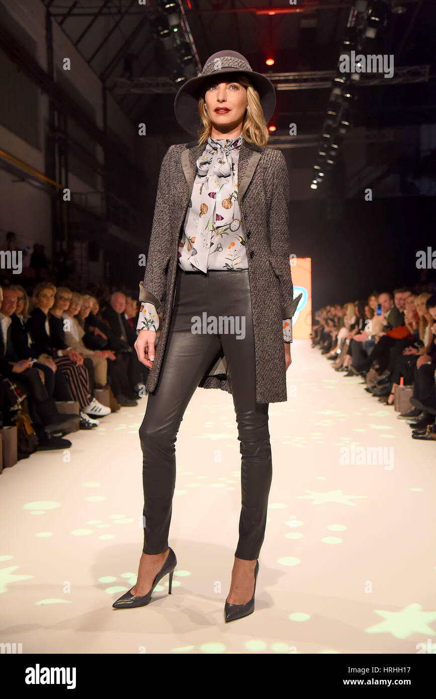 Rath fashion show during platform hi-res stock photography and images ...