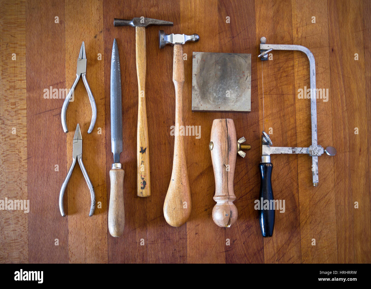 Simple tools hi-res stock photography and images - Alamy