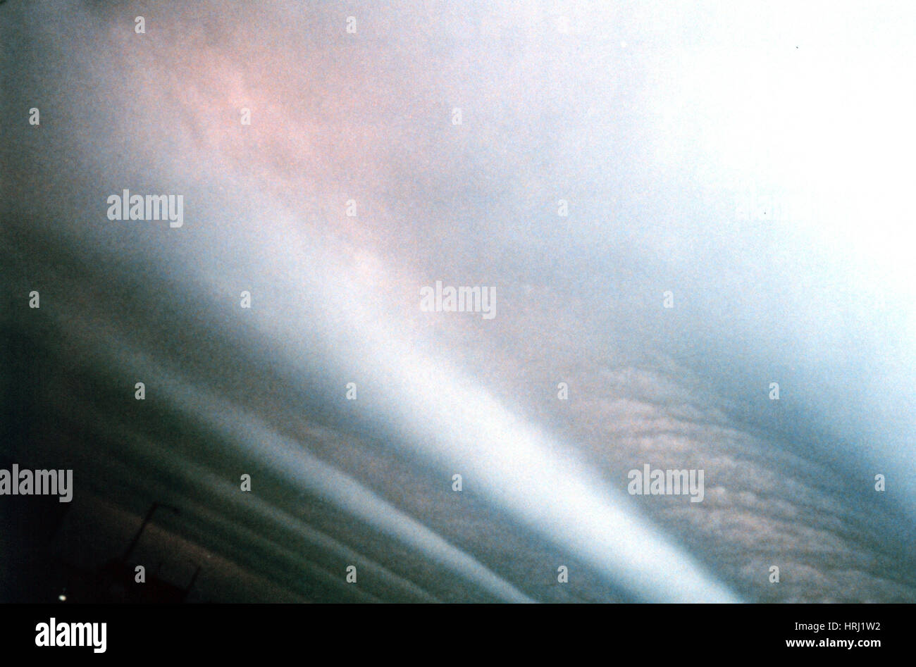 clouds-caused-by-gravity-waves-stock-photo-alamy