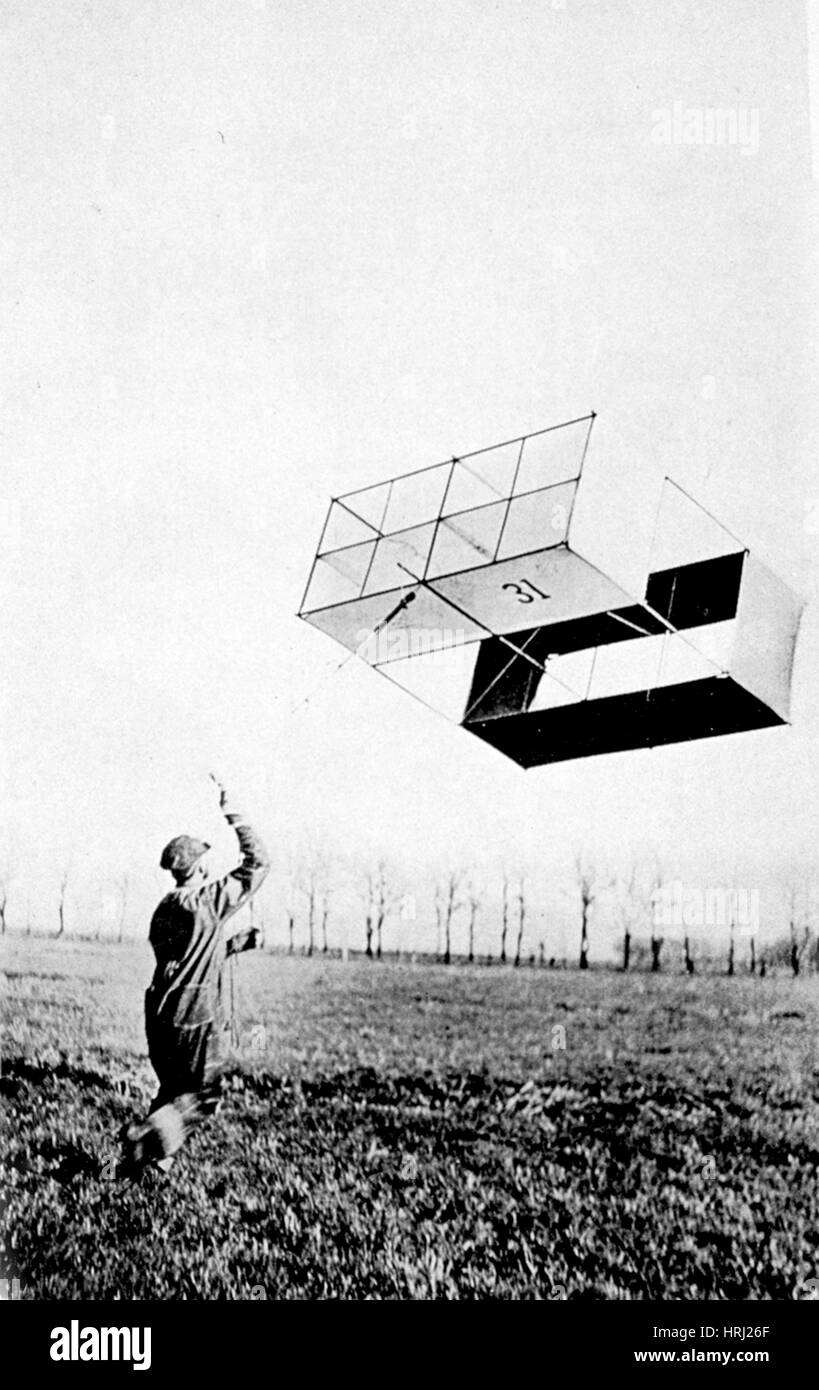 Box kite historical hi-res stock photography and images - Alamy