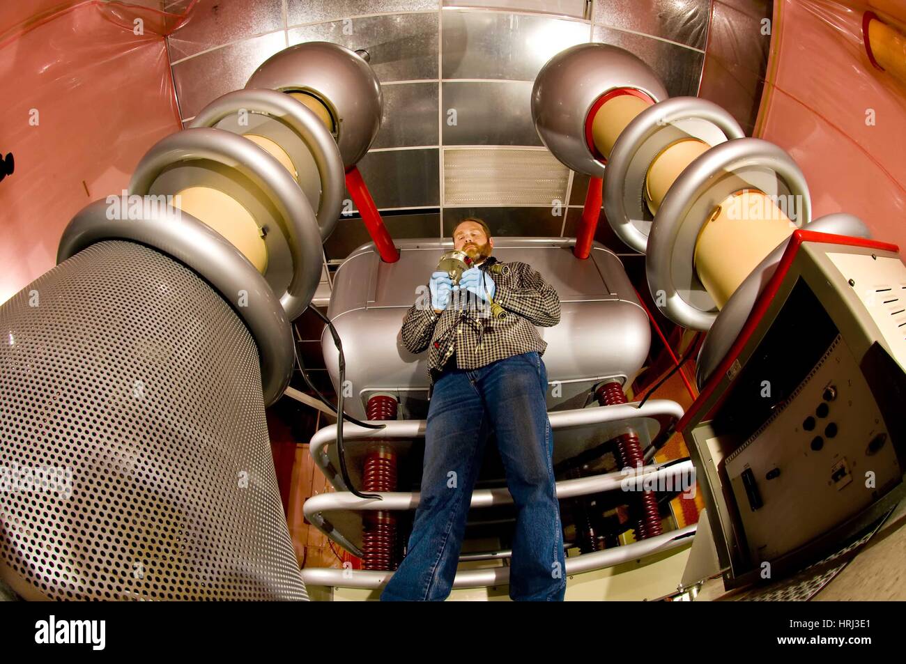 Cockcroft walton accelerator hi-res stock photography and images - Alamy