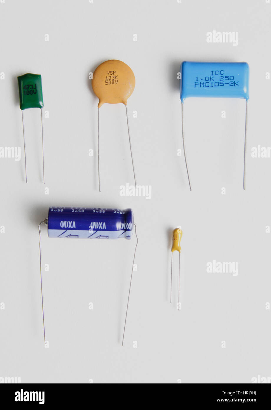 Ceramic capacitors hi-res stock photography and images - Alamy