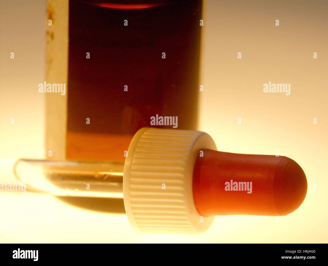 Pipette, Tropfen - pipette Stock Photo - Alamy