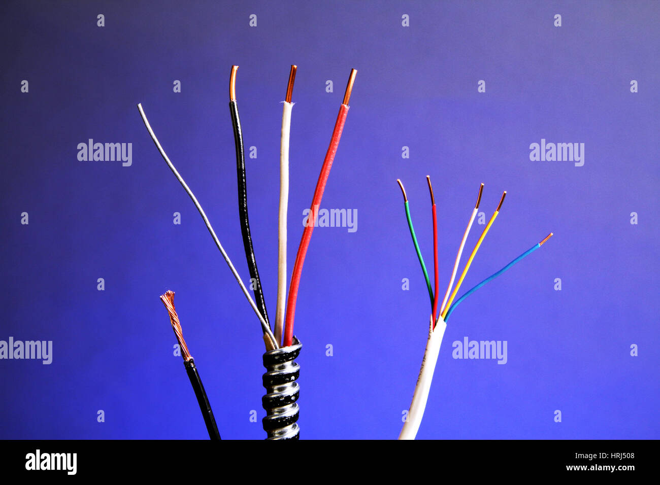 Cable core hi-res stock photography and images - Alamy