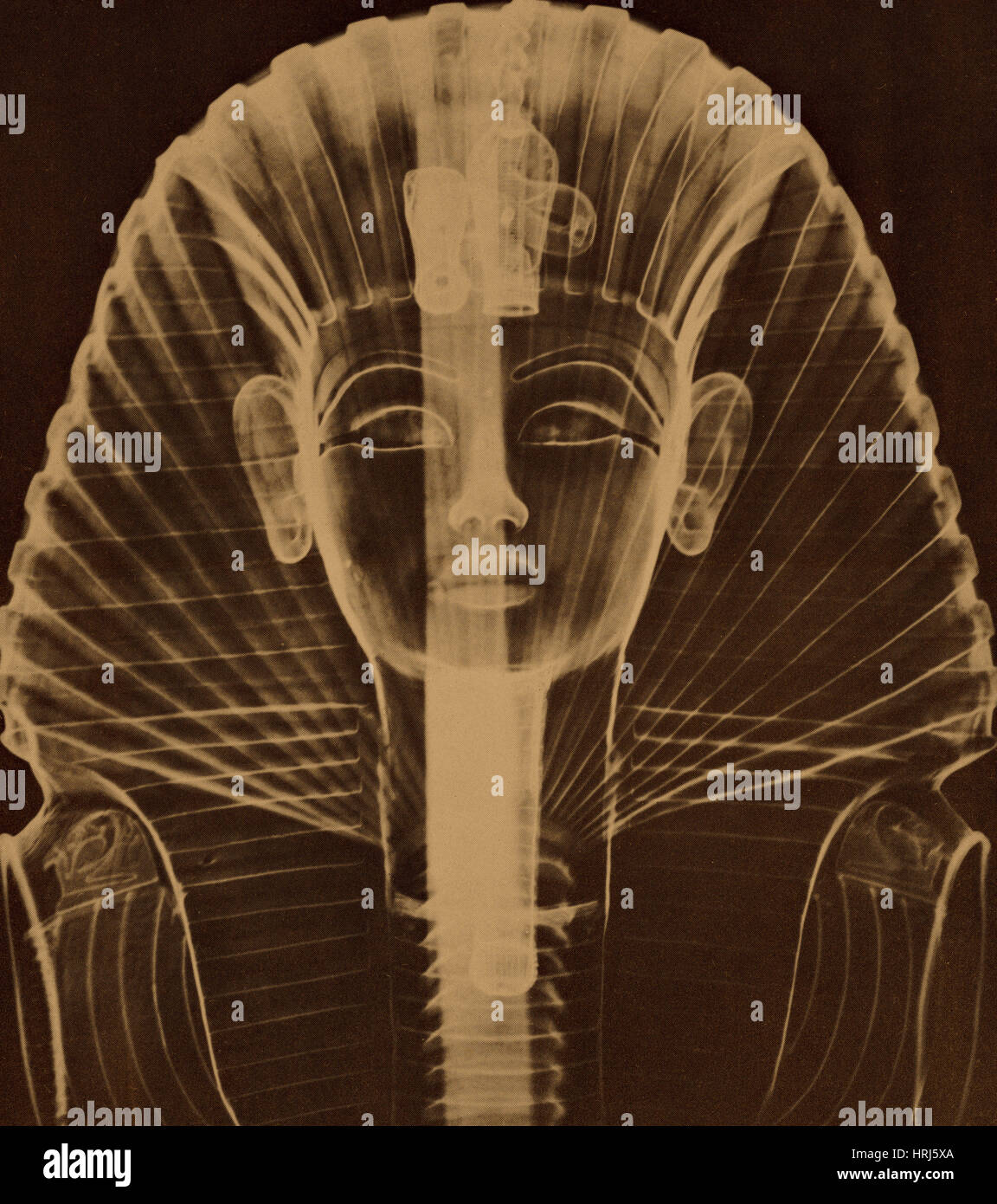 X-ray of an Egyptian Mask Stock Photo - Alamy