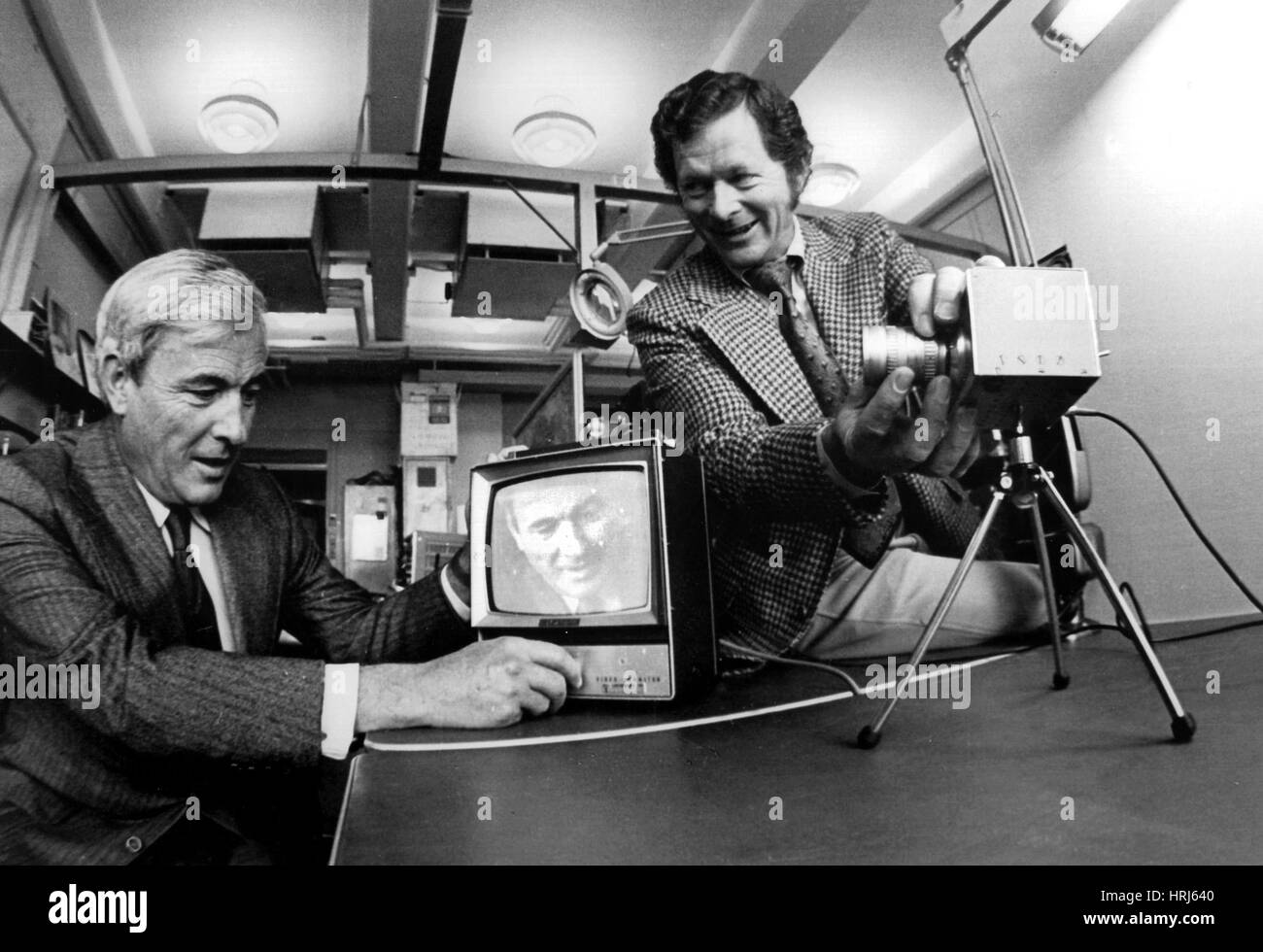 Bell labs hi-res stock photography and images - Alamy