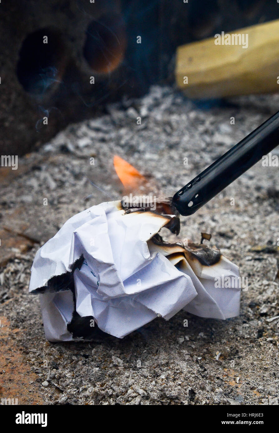 Paper Burning Sequence, 1 of 6 Stock Photo - Alamy